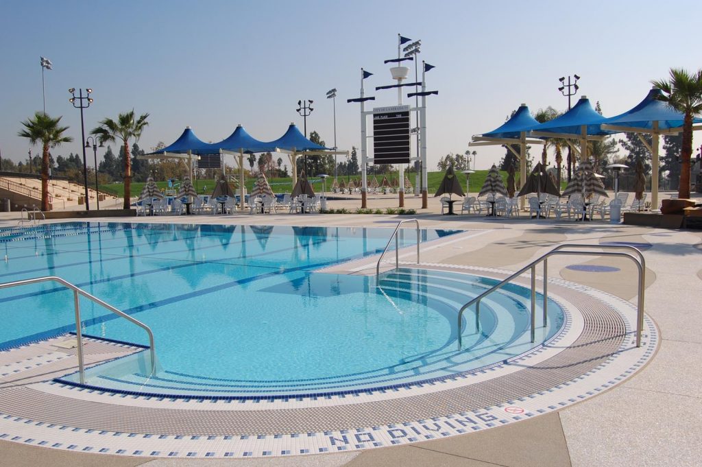 La Mirada_Half Circle Pool - C.W. Driver